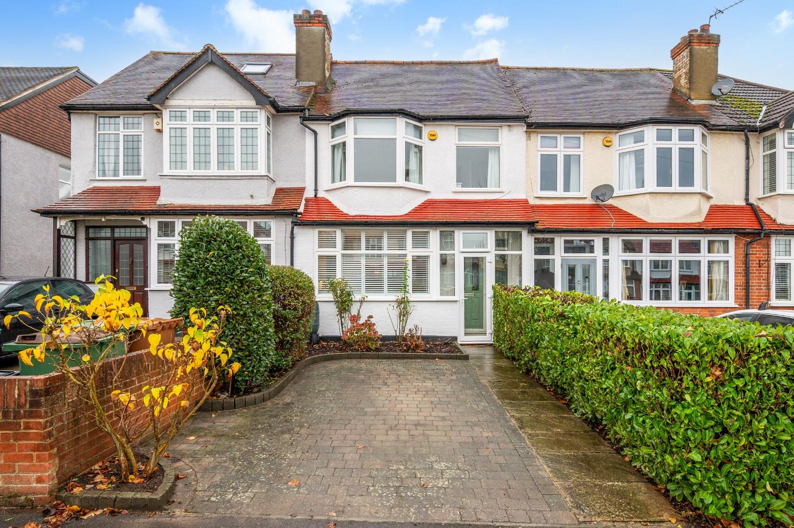 Stoneleigh Avenue, Worcester Park | The Personal Agent